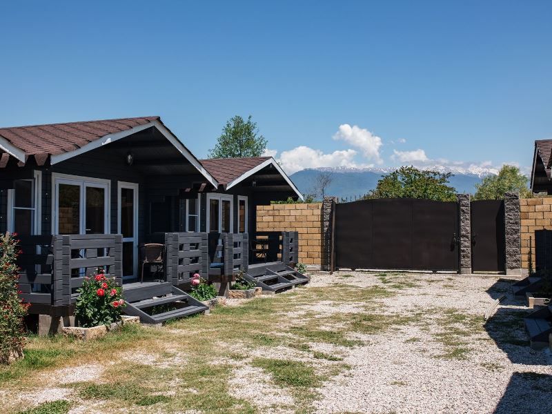 Berlog_house база отдыха в Пицунде, р. Абхазия, г. Пицунда, ул. Гицба ...